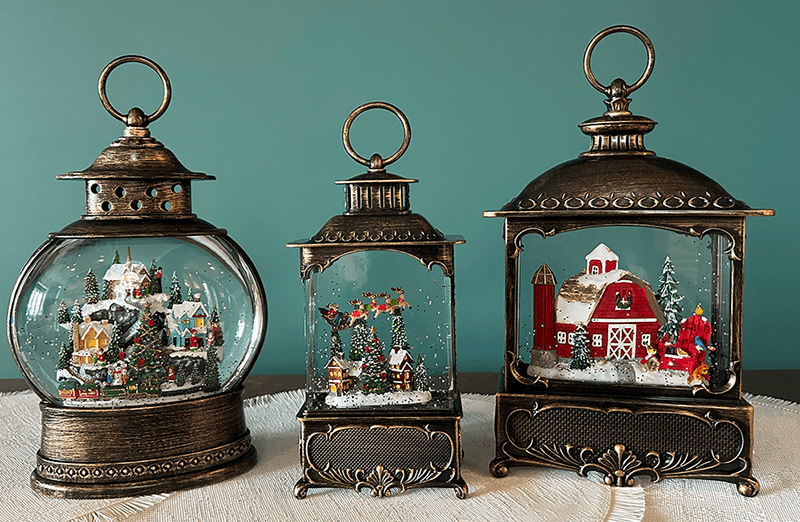 The Parade | Christmas in Little Washington